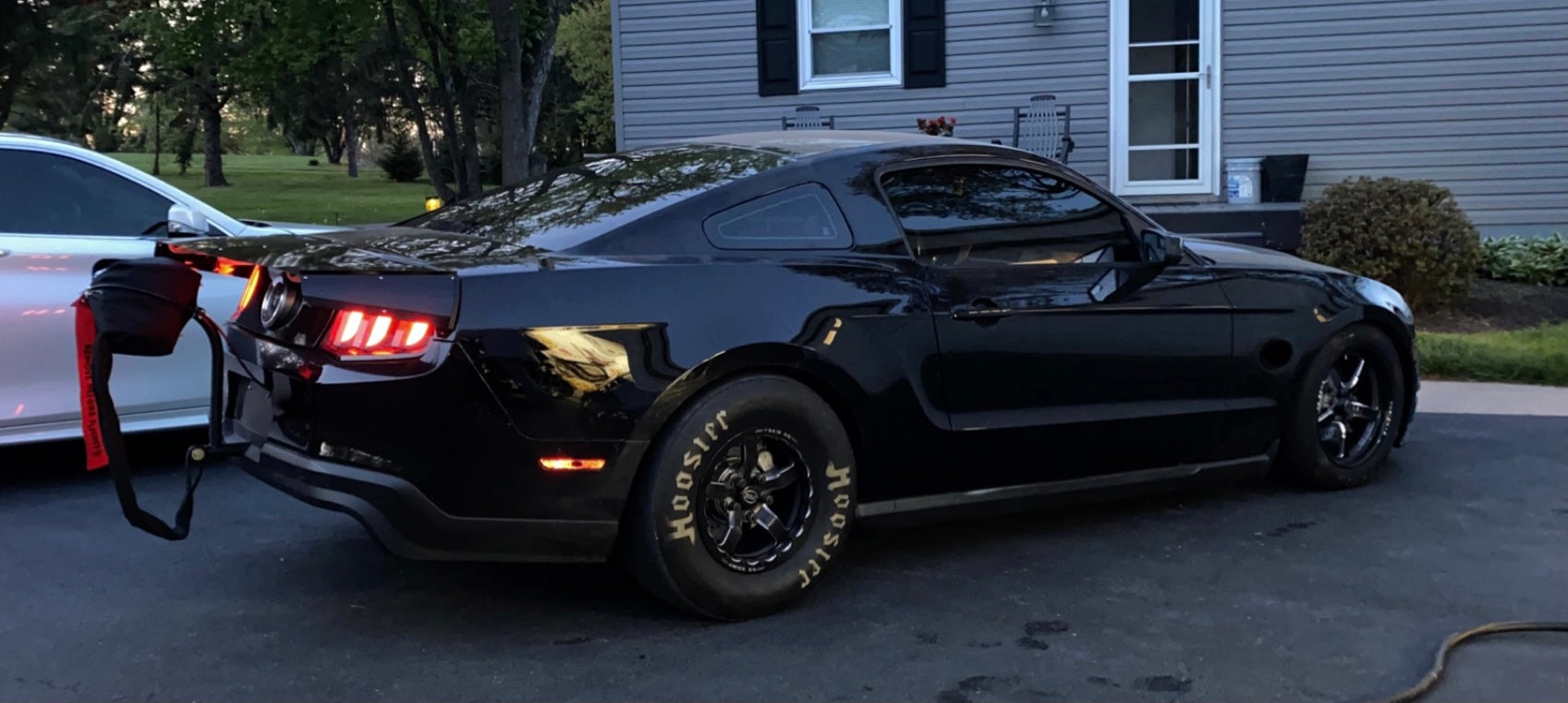 05-14 S197 Mustang Parachute Mount – Mike Thomas Fab